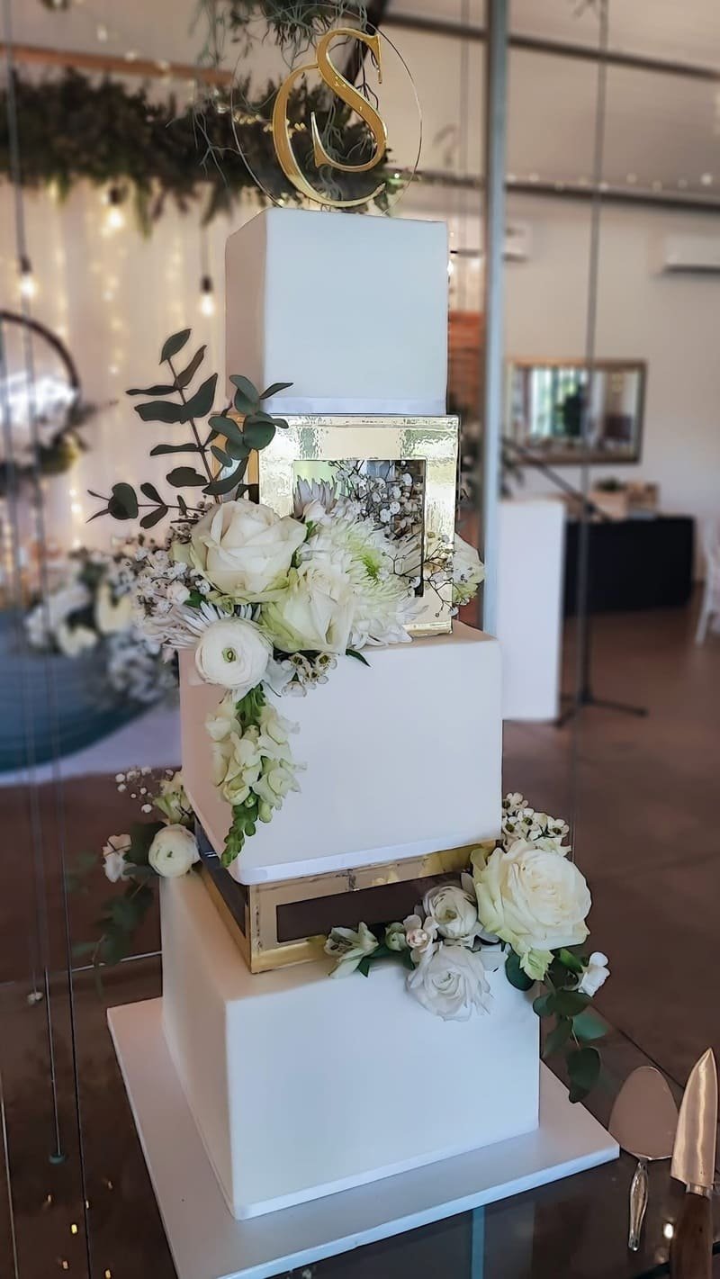 Delana's Cakes | Wedding Cakes Western Cape